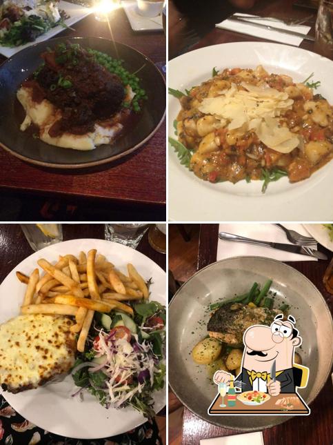 Steam Packet Hotel, Williamstown - Restaurant menu, prices and reviews