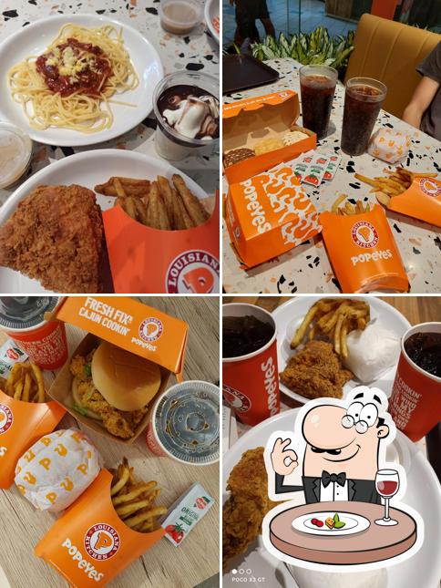 Best restaurants in Ever Gotesco Mall Commonwealth Center - Restaurant Guru