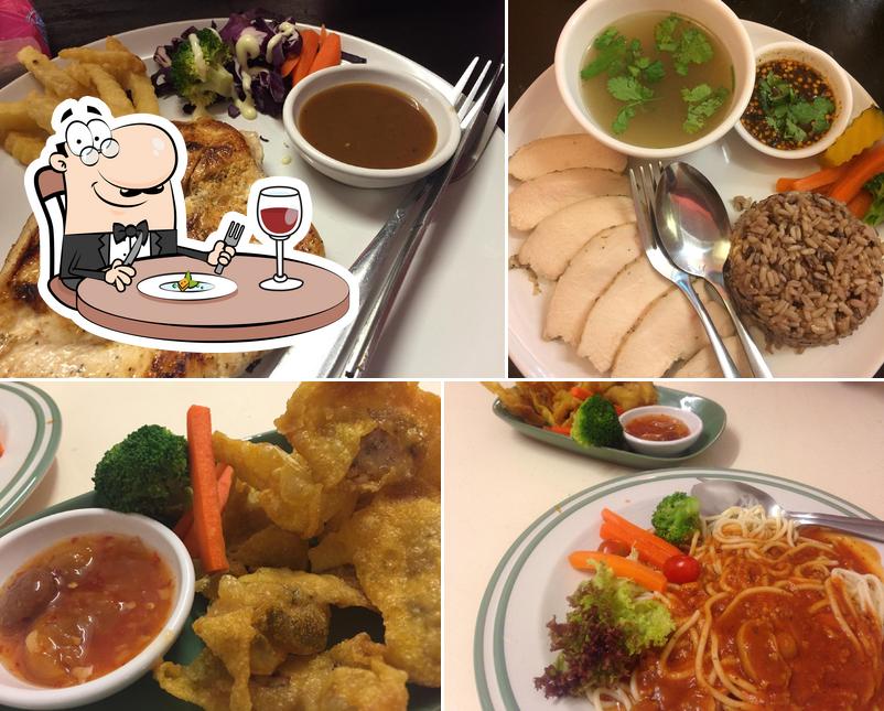 Anna Blossom, Bangkok - Restaurant menu, prices and reviews