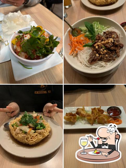 Roc Pho Shop, Rochester - Restaurant menu, prices and reviews