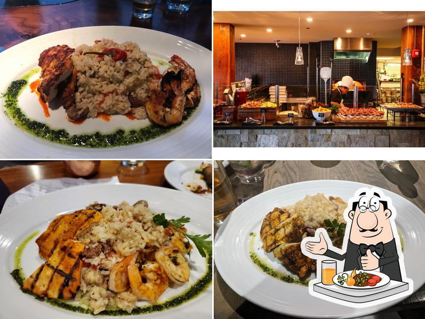 Pinstripes, Beachwood - Restaurant menu, prices and reviews