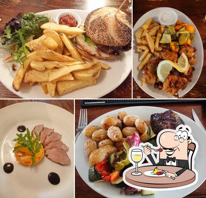 The Kettlebridge Inn, Bar & Italian Restaurant, Kettlebridge ...