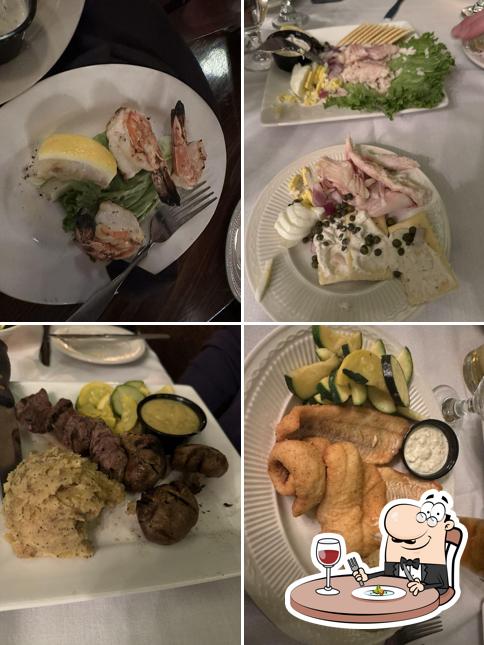 Pickwick Restaurant & Pub, Duluth - Restaurant menu, prices and reviews