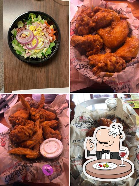 Roosters Wings, Canton - Restaurant menu, prices and reviews