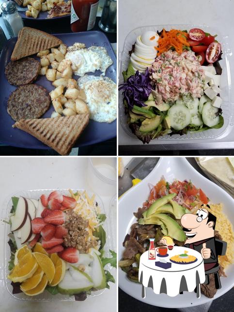Top 2 restaurants with greek salad in Bogota, New Jersey, december 2025 ...