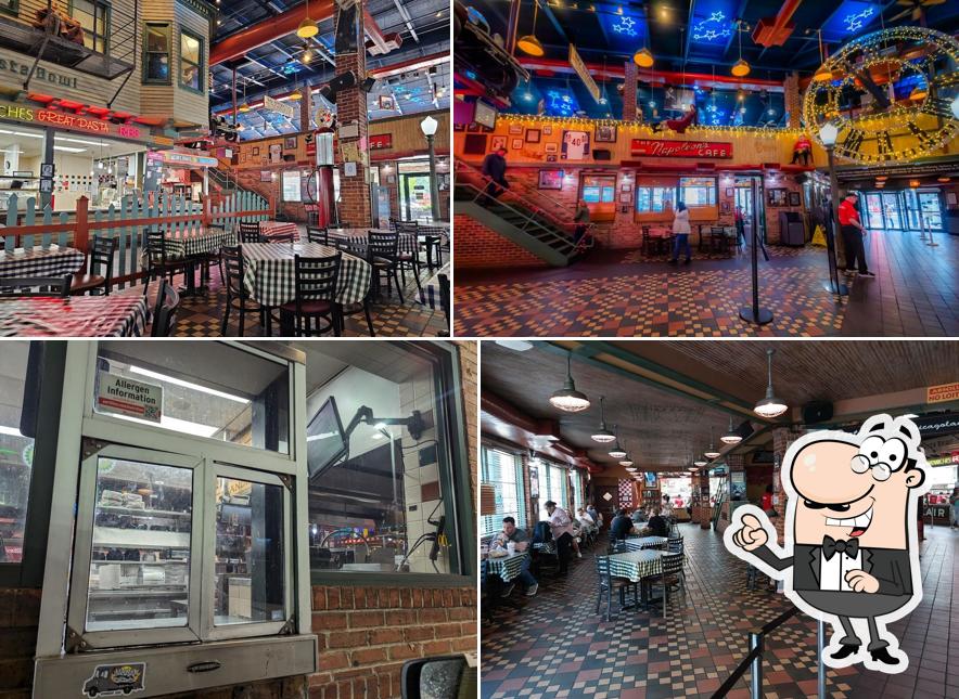 Portillo’s, Chicago, Grand - Restaurant menu, prices and reviews