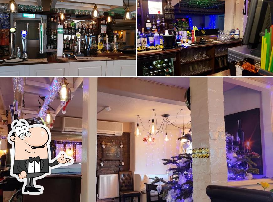 Golden Fox, Sturminster Marshall - Restaurant menu, prices and reviews