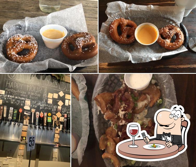 Pint and Barrel Drafthouse, Palestine - Restaurant menu, prices and reviews