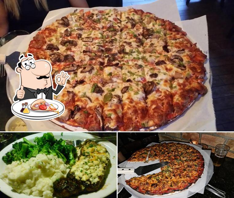Barraco's Pizza Chicago, Chicago - Restaurant menu, prices and reviews