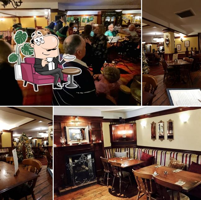 The Crown Widnes, Widnes - Restaurant menu, prices and reviews