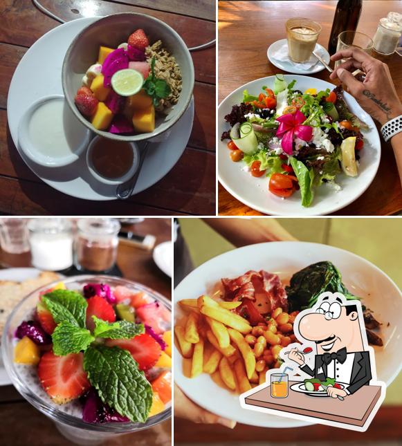 Top 5 restaurants with breakfast bagels in Canggu, Bali, january 2026 ...