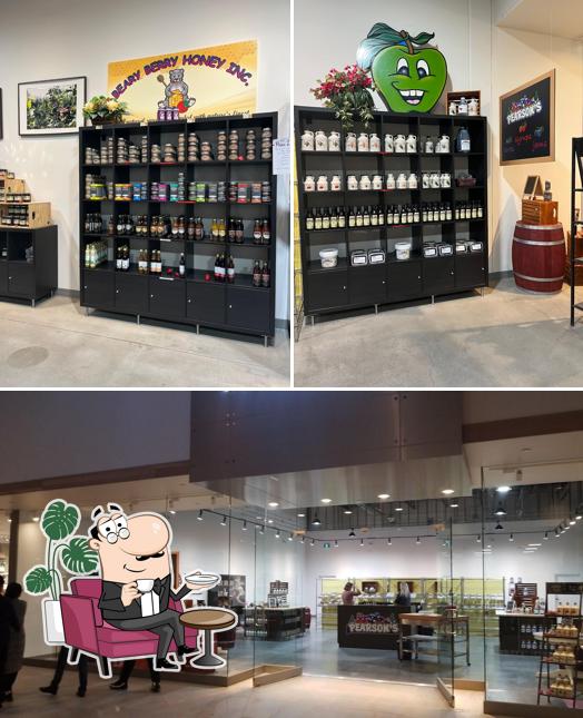 Pearson's Berry Farm – Premium Outlet Mall, Nisku - Restaurant menu ...
