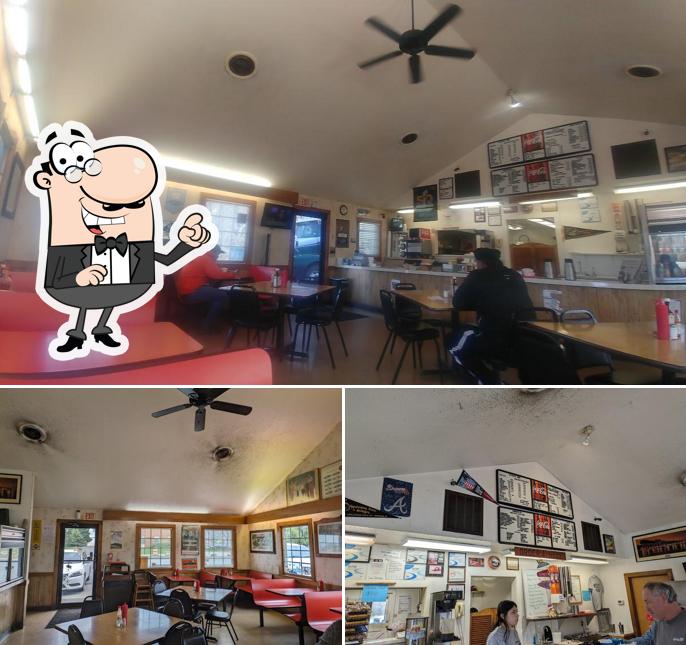 Burger Barn - Restaurant menu, prices and reviews