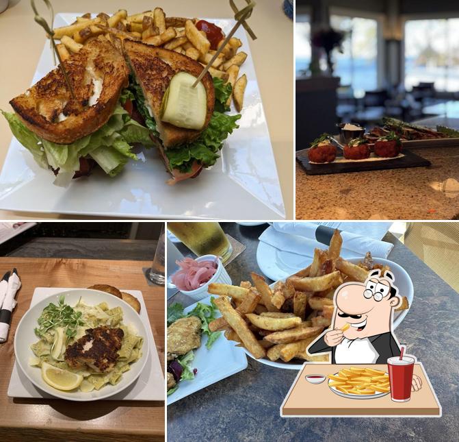 Pacific Moon Rising Bar & Grill, Nanoose Bay - Restaurant menu, prices ...