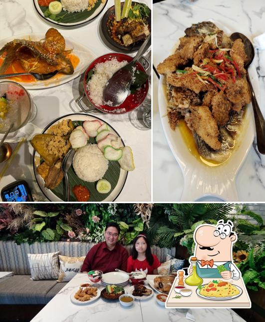 Waroeng Ipang Trunojoyo, Surabaya - Restaurant menu, prices and reviews