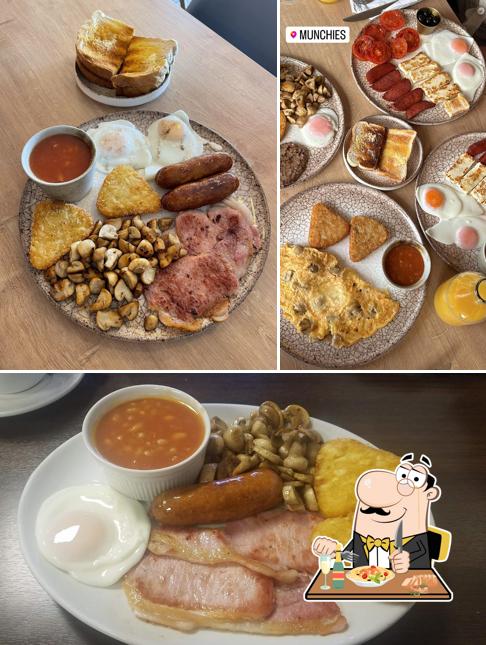 Munchies Cafe, London - Restaurant menu, prices and reviews
