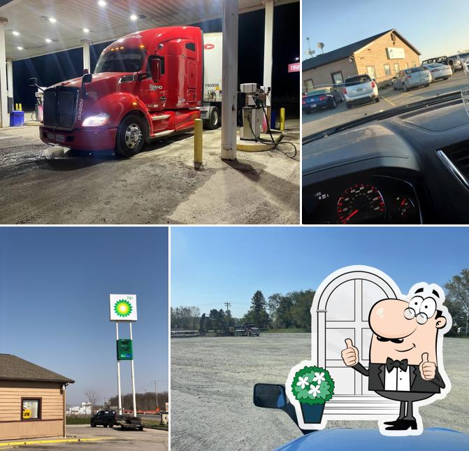 Route 6 Diner & Truck Stop, Waterloo - Restaurant menu, prices and reviews