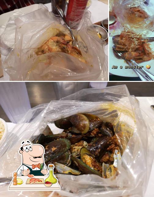 Shrimp Bucket, Makati, Ayala - Restaurant menu, prices and reviews