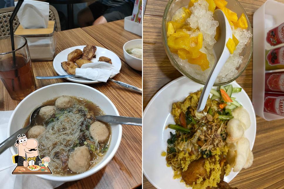 Es Teler 77, sarinah, Central Jakarta - Restaurant menu, prices and reviews
