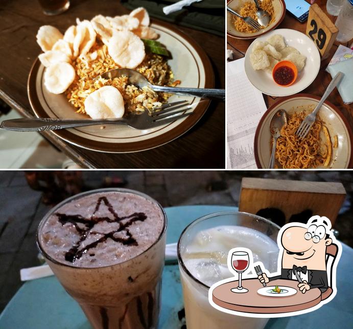 WARMINDO Van Java PLUS Kota Lama, Semarang - Restaurant menu, prices and reviews