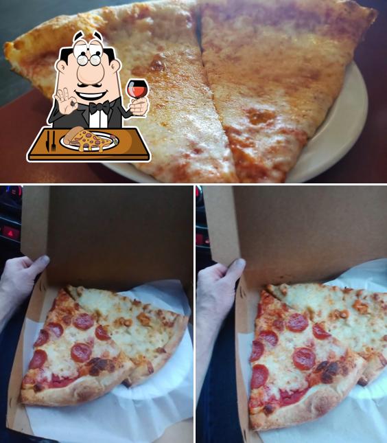 Magro's - Greene, Greene - Restaurant menu, prices and reviews
