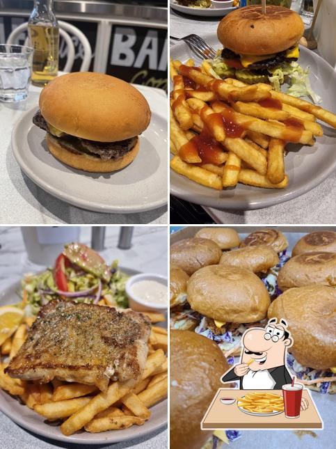 Top 5 pubs & bars in Merimbula, december 2025 - Restaurant Guru