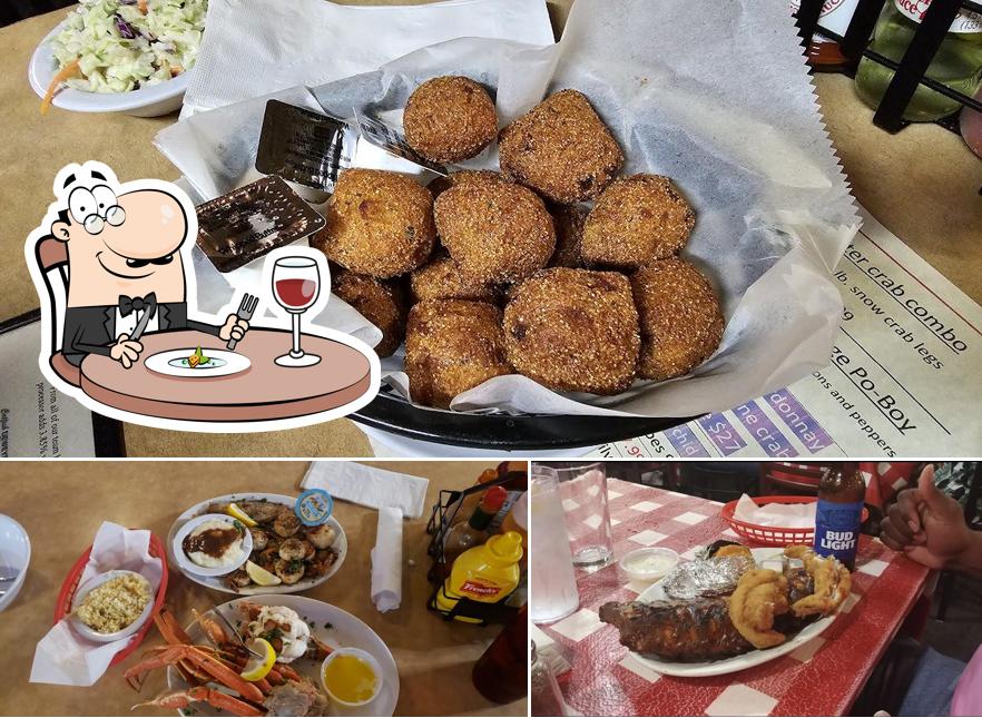 Catfish Deweys, Fort Lauderdale - Restaurant menu, prices and reviews