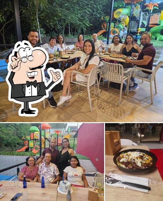 Atrium Food And Drinks Zona Norte, Manzanillo del Mar - Restaurant menu ...