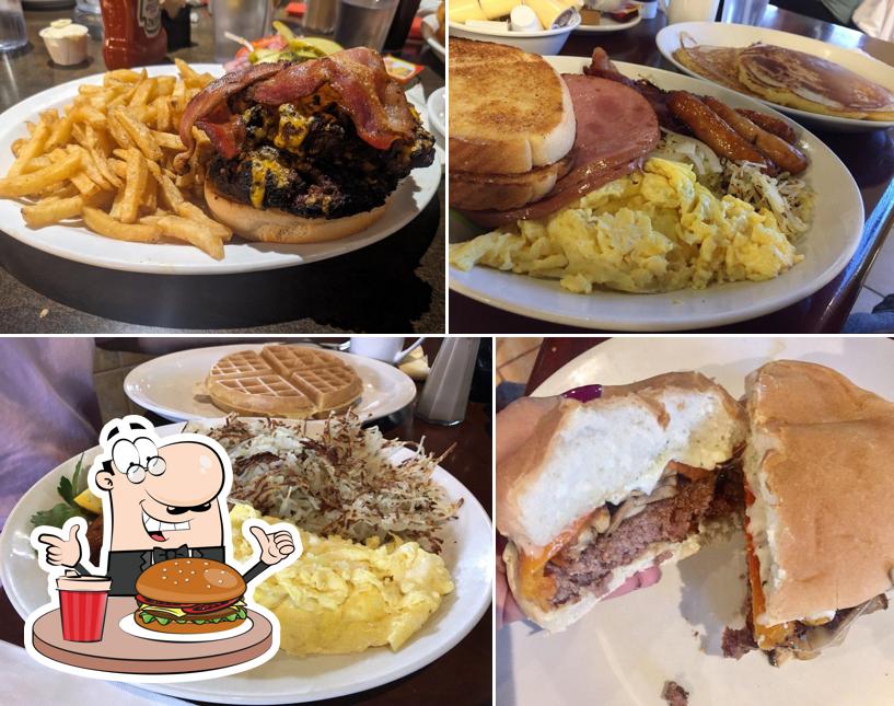 Mo's Family Restaurant, Oakville - Restaurant menu, prices and reviews