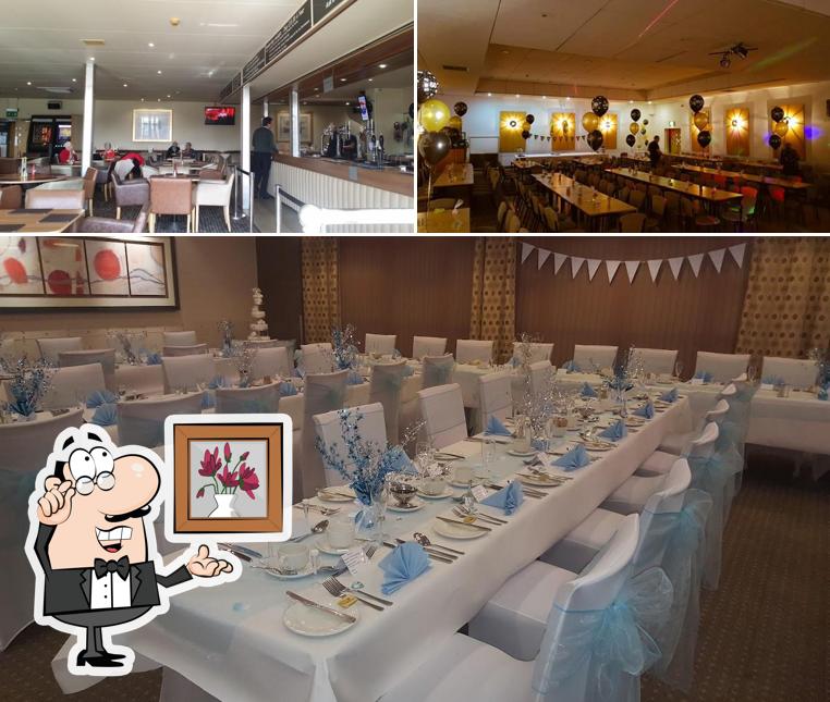 The Pavilion Club, Wolverhampton - Restaurant menu, prices and reviews