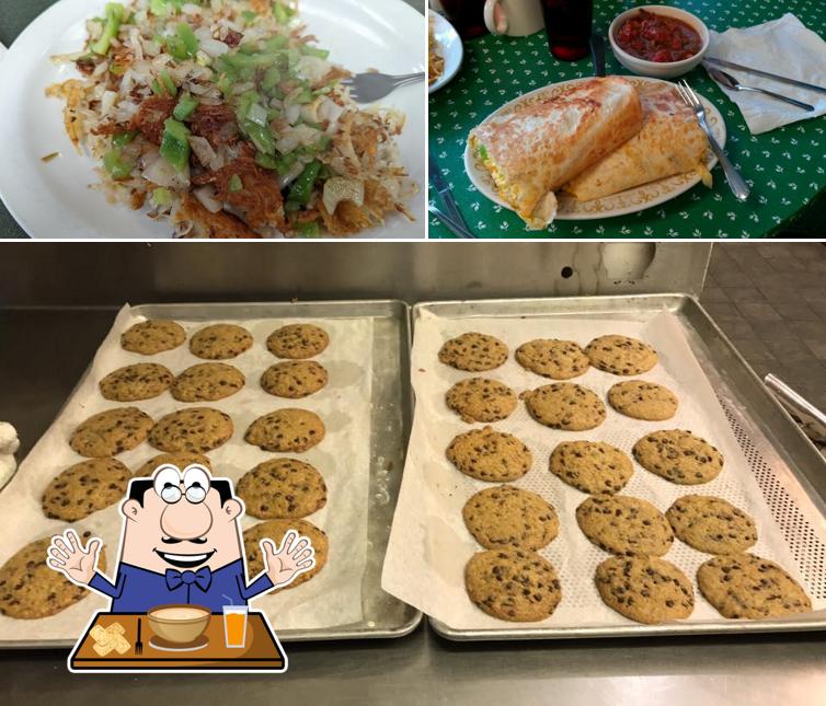 Manny's Snack Shack, Twin Lakes - Restaurant menu, prices and reviews