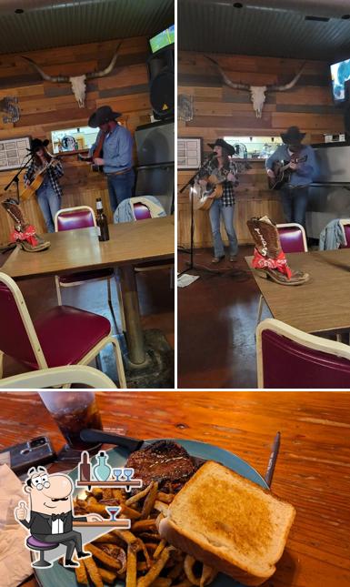 Latham Saloon, Latham - Restaurant menu, prices and reviews