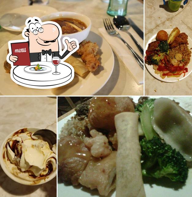 Starlight Chinese Restaurant, Airdrie - Restaurant menu, prices and reviews