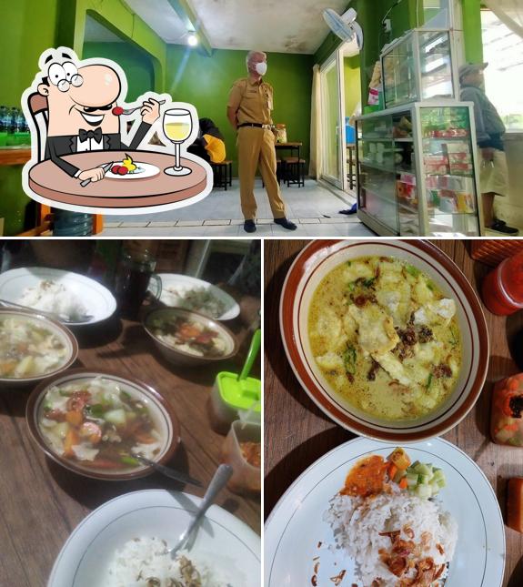 Saung Kuring Sederhana Ibu Hj. Tiha, Kadumangu - Restaurant menu ...