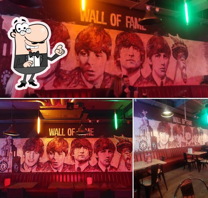 Wall Of Fame Bar And Kitchen Victoria Street, Liverpool - Restaurant ...