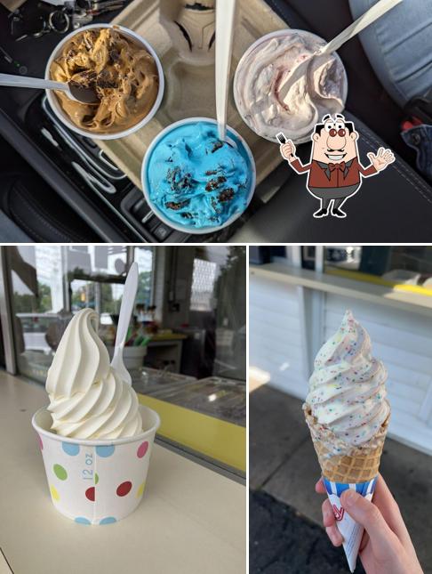 Custard Corner, Waterford Township - Restaurant menu, prices and reviews