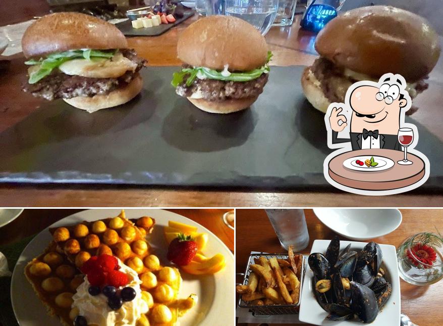 Chameleon Restaurant, Maple Ridge - Restaurant menu, prices and reviews