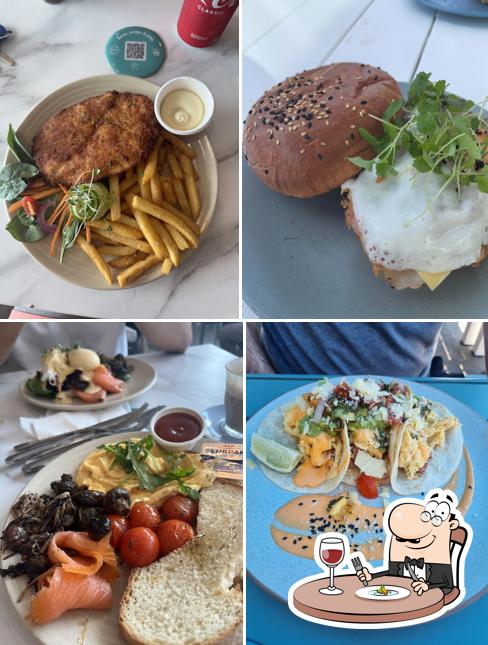 Castaway Coffee Bar, Surfers Paradise - Restaurant menu, prices and reviews
