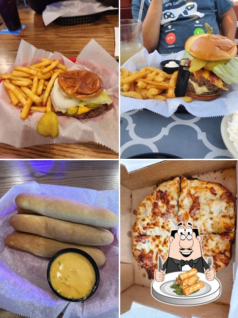 Neon Moon Bar & Grill, Marion - Restaurant menu, prices and reviews
