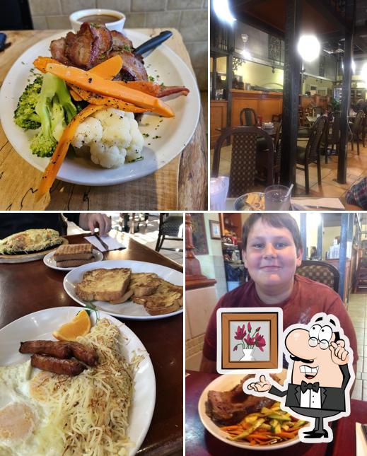 Mo's Family Restaurant, Oakville - Restaurant menu, prices and reviews