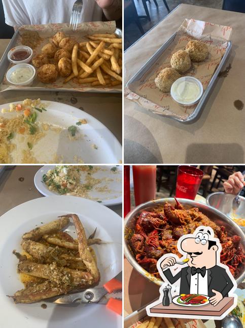 Reel Seafood & Bar, Houston - Restaurant menu, prices and reviews