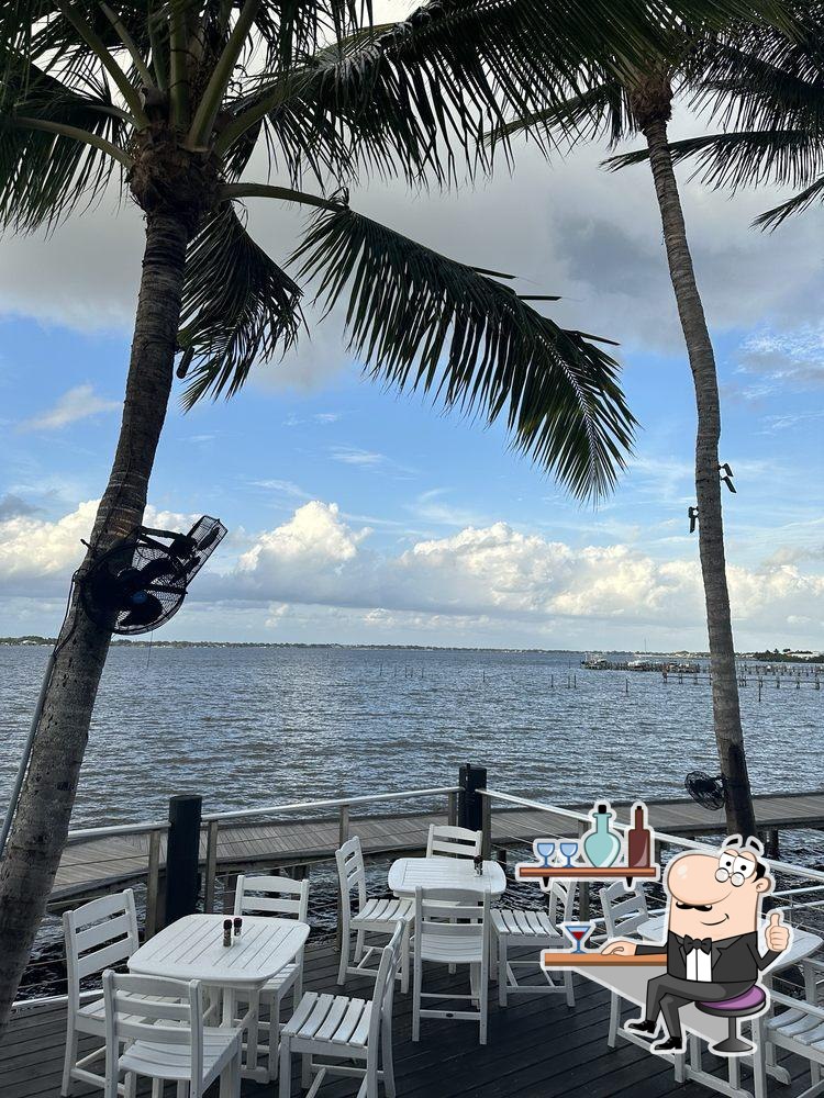 BOATHOUSE, Stuart - Restaurant menu, prices and reviews