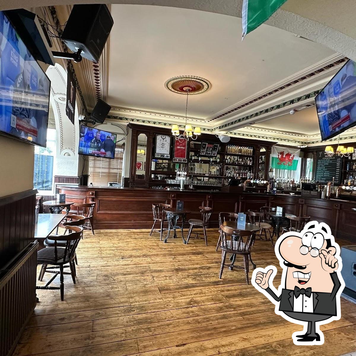 The Halfway Pub & Dining, Llanelli - Restaurant menu, prices and reviews