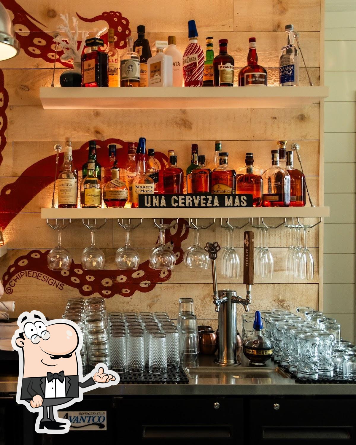 Cast Seaside Bites & Bar, Marion - Restaurant menu, prices and reviews