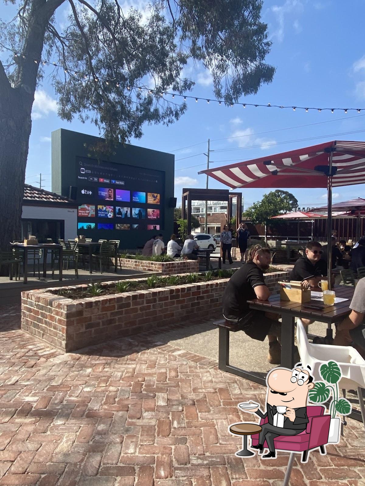 Bayswater Hotel & Motel, Bayswater - Restaurant menu, prices and reviews