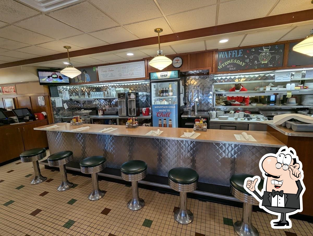 Phillips Avenue Diner, Sioux Falls - Restaurant menu, prices and reviews
