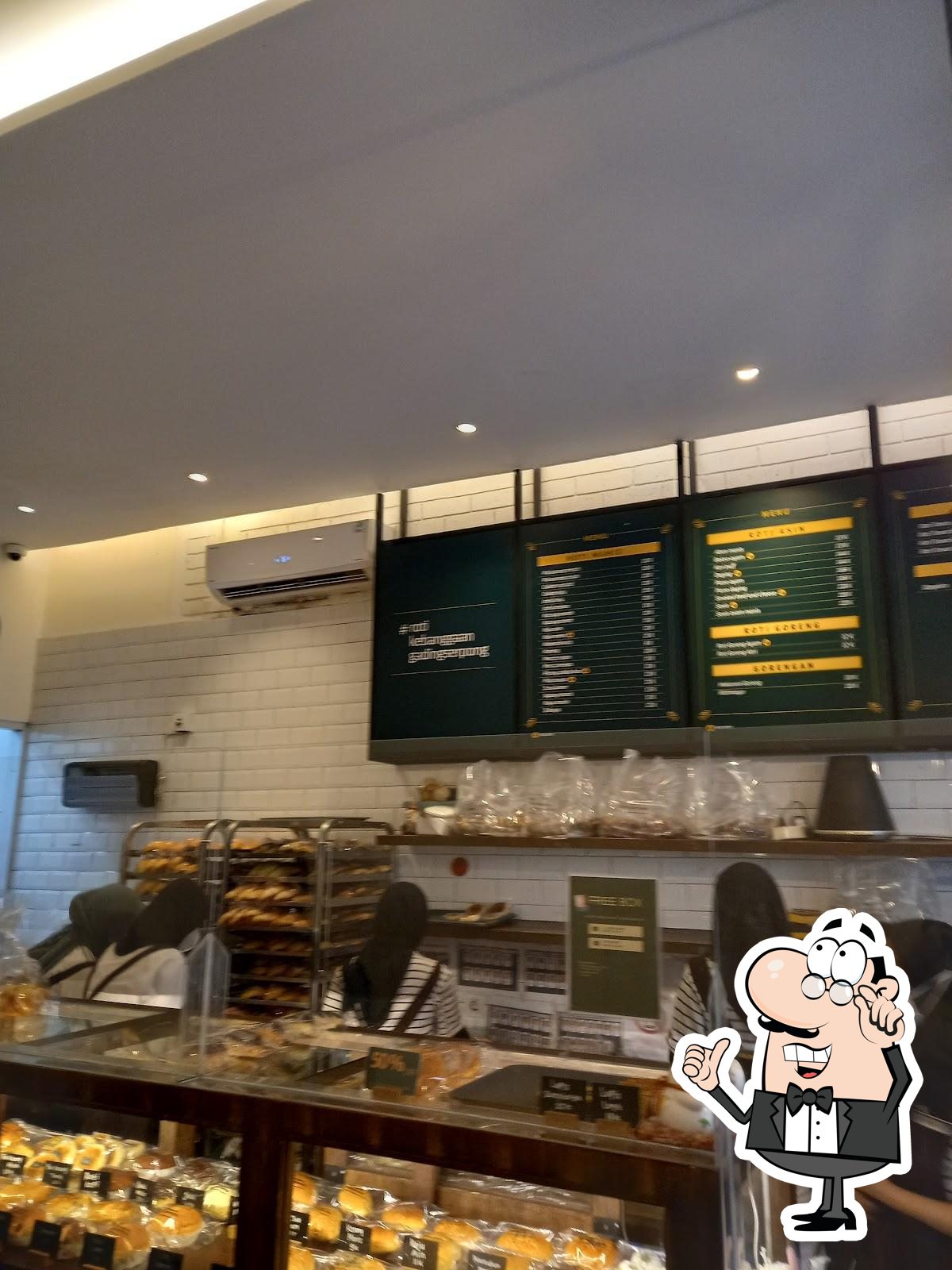 Roti Kebanggaan Gading Serpong Beryl, Cihuni - Restaurant menu, prices ...