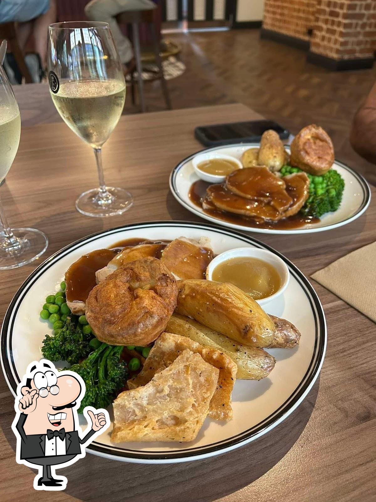 The Elephant British Pub, Adelaide - Restaurant menu, prices and reviews
