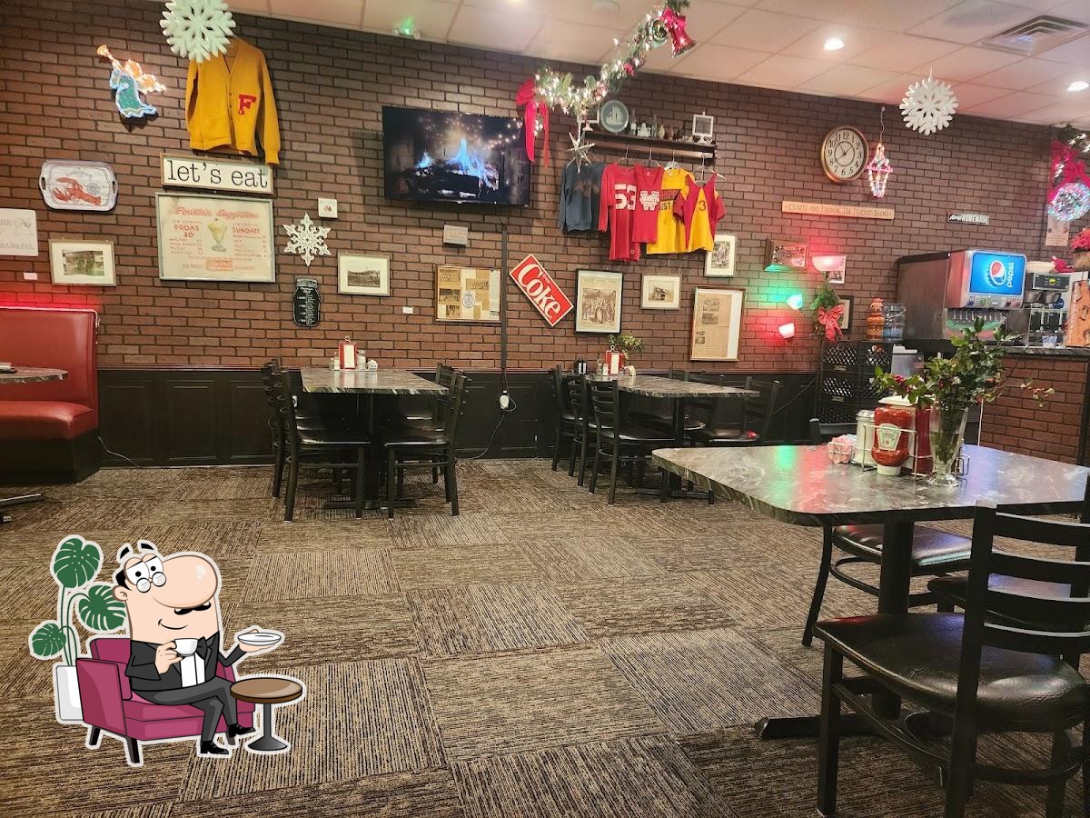 Woodie's Luncheonette, Freeland - Restaurant menu, prices and reviews