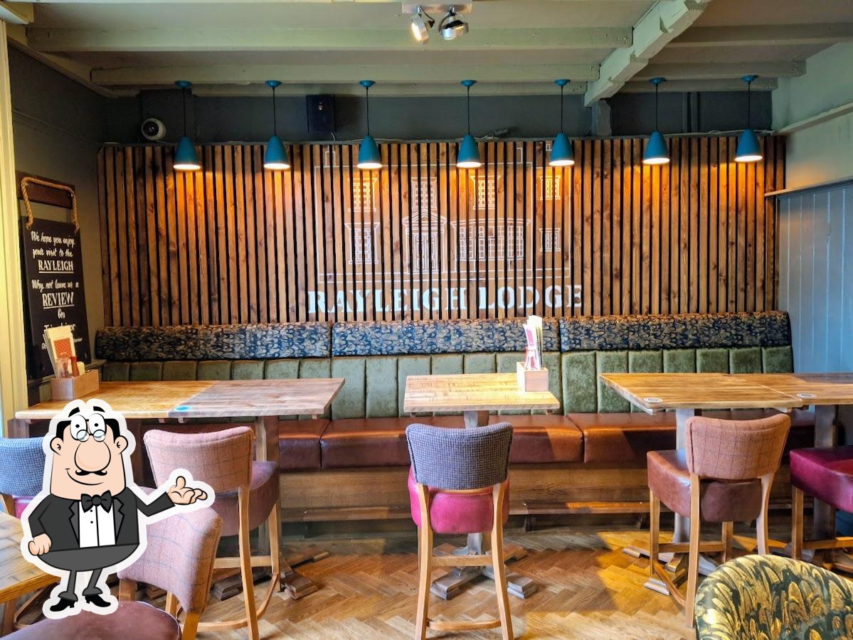 The Rayleigh Lodge, Rayleigh - Restaurant menu, prices and reviews